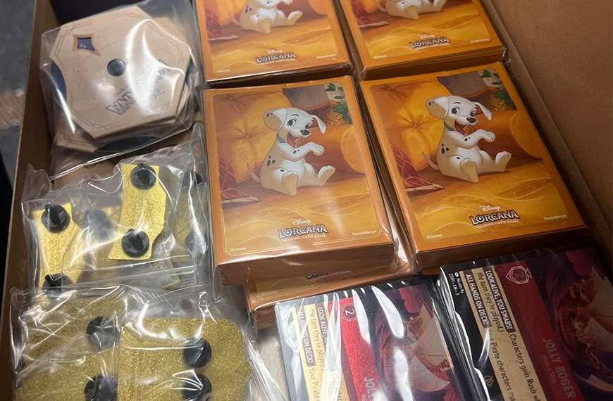 Into the Inklands OP Kit pictures - Mushu Report | Disney Lorcana News ...